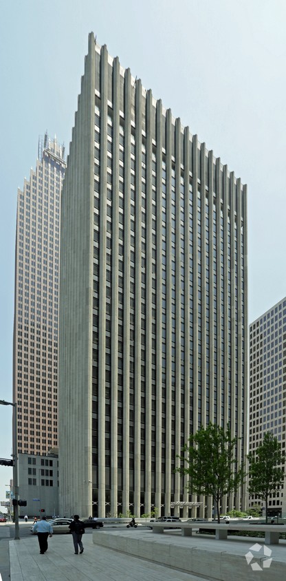 611 Walker Street - Capital Realty Group