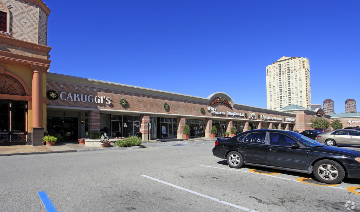 5000 Westheimer Road - Capital Realty Group