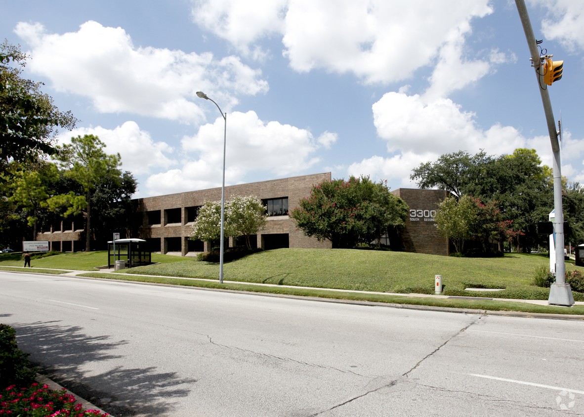 3300 South Gessner Road - Capital Realty Group